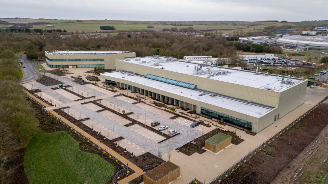 Moderna’s UK Manufacturing Facility Receives Manufacturing Licence from ...